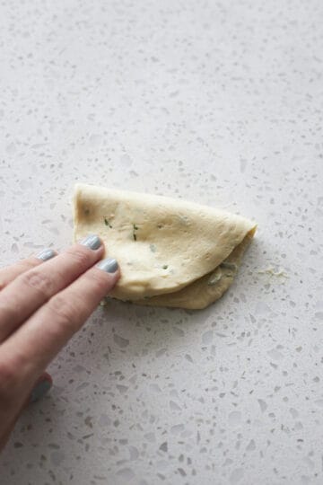 Sourdough Discard Garlic Pull Apart Bread - This Jess Cooks